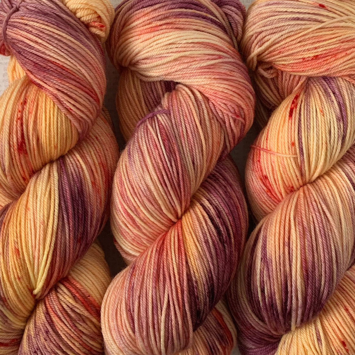 FREESTONE PEACH // Hand Dyed Yarn // Speckle Variegated Yarn – Midknit ...
