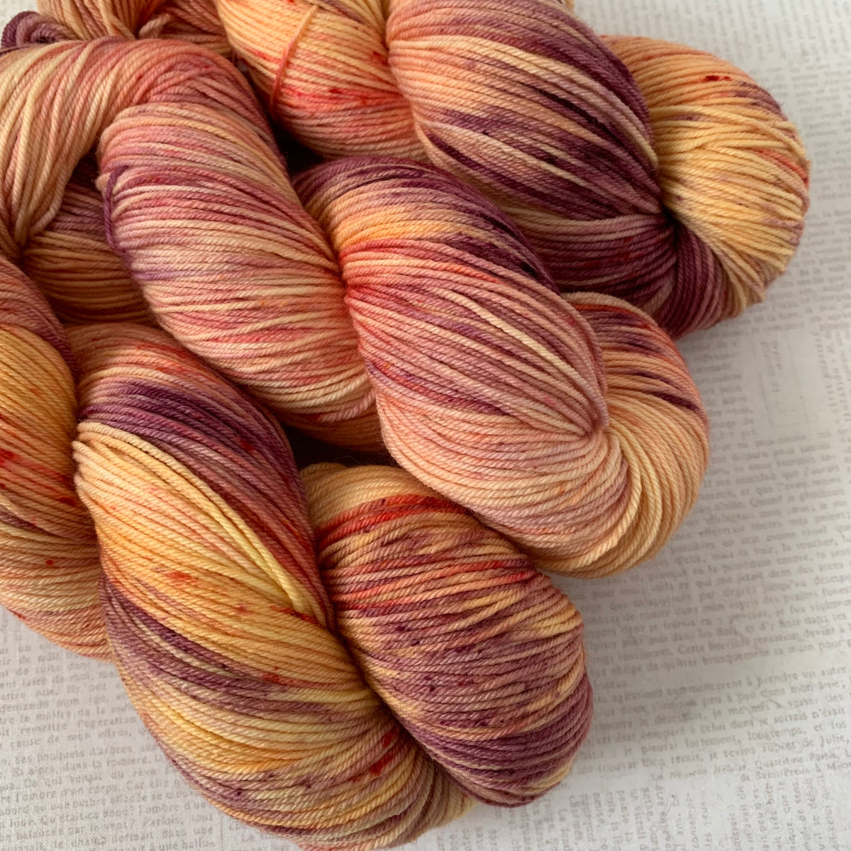 FREESTONE PEACH // Hand Dyed Yarn // Speckle Variegated Yarn – Midknit ...